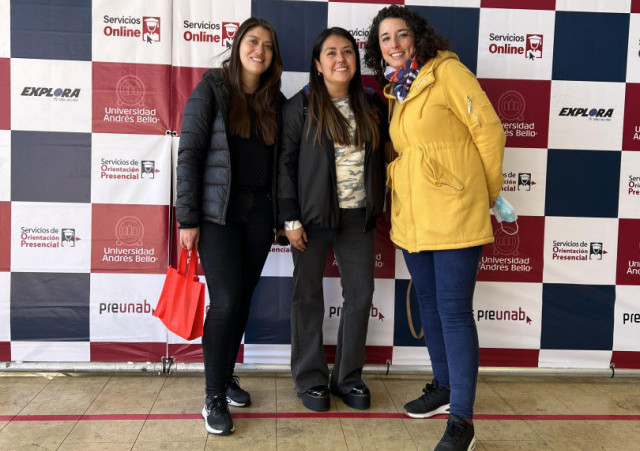Alumnos del Colegio Santiago Quilicura visitan la Universidad Andrés ... Alumnos del Colegio Santiago Quilicura visitan la Universidad Andrés ...